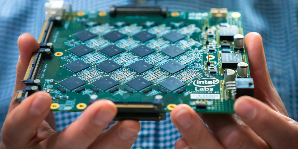 Intel Brain-Like Computer Packed 8 Million Digital Neurons - MobyGeek.com