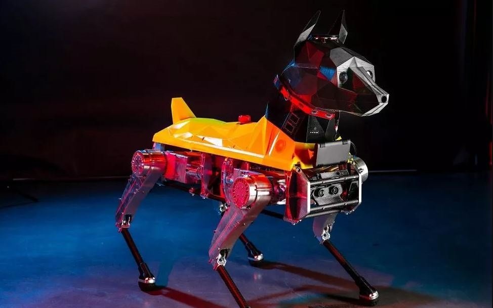 This Robot Dog Looks Like A Dog And It Works By Voice Commands ...