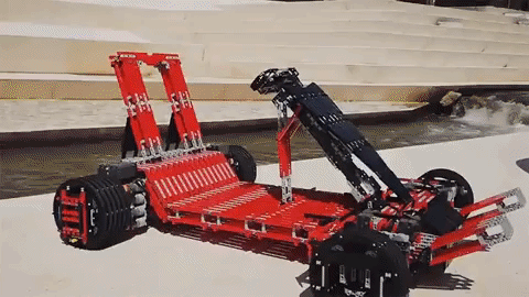 This Electric Vehicle Is Made From 7,000 Lego Pieces - MobyGeek.com
