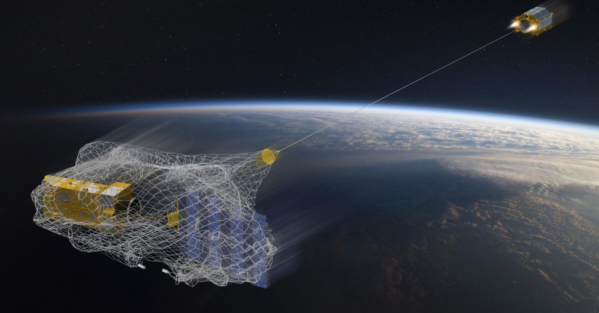 This Robot Will Clean Up The Garbage We Left In Space - MobyGeek.com