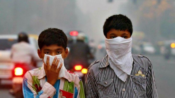 Delhi Struggles To Survive In Severe Air Pollution, People May Die ...