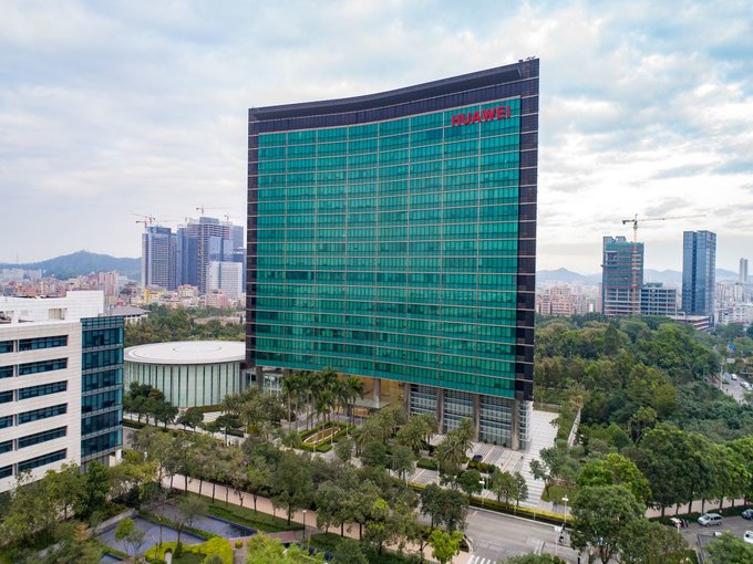 Huawei Has A Secret Lab At Its Headquarters In China - MobyGeek.com