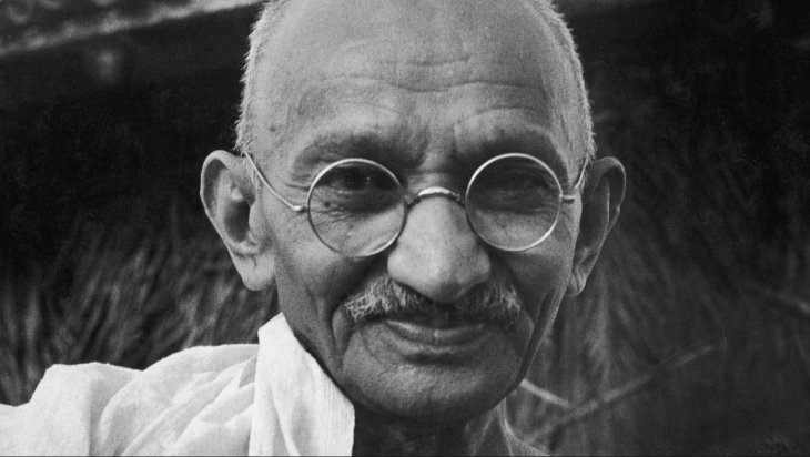 Gandhi Glasses To Be Sold For Rs 14 Lakh Owner Shocked To Know
